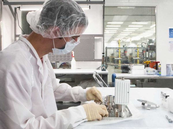 Clean Room Assembly - Paradigm Manufacturing, Inc