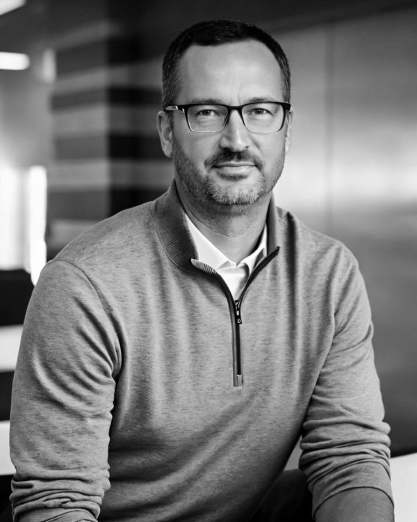 About Us - Paradigm Manufacturing, Inc.